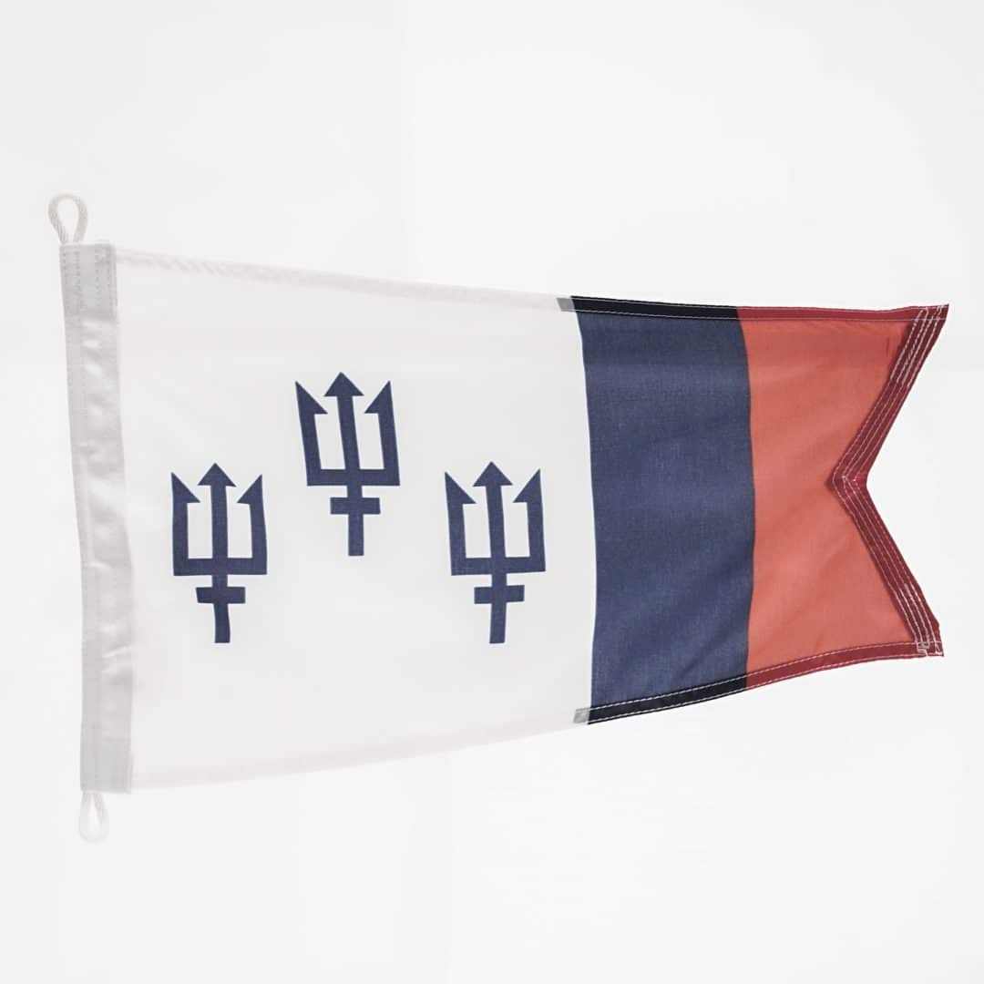 Past Squadron Commander Flag - CanBoat / NautiSavoir