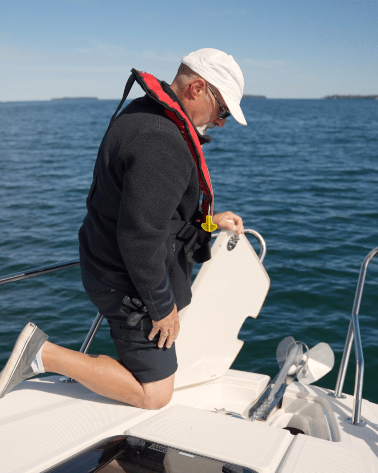 Boating Mini-Courses Anchoring with Assurance - CanBoat / NautiSavoir